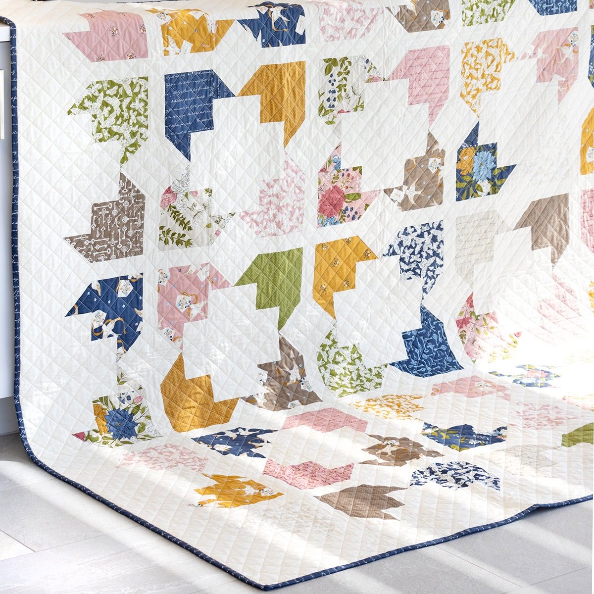30 Totally Free Layer Cake Quilt Patterns for Beginners - Hailey Stitches